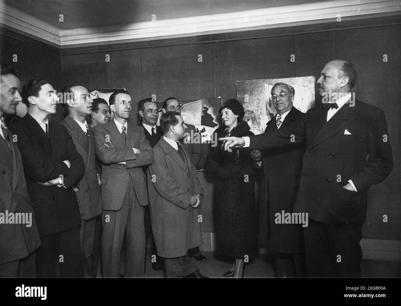 Filippo Tommaso Marinetti (right), Wassily Kandinsky (2nd right). 1935 ...