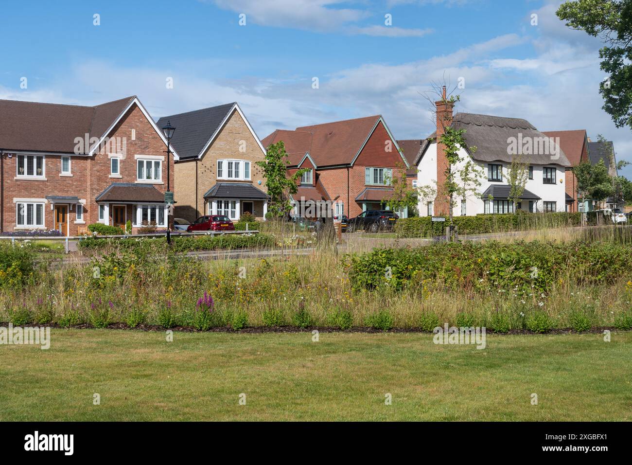 New build developments hi-res stock photography and images - Alamy