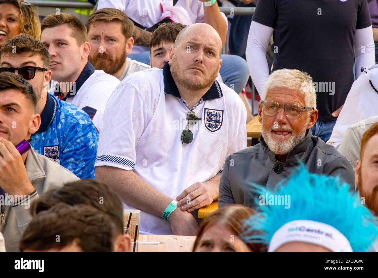 City of Brighton & Hove, East Sussex, UK. England football fans gather ...