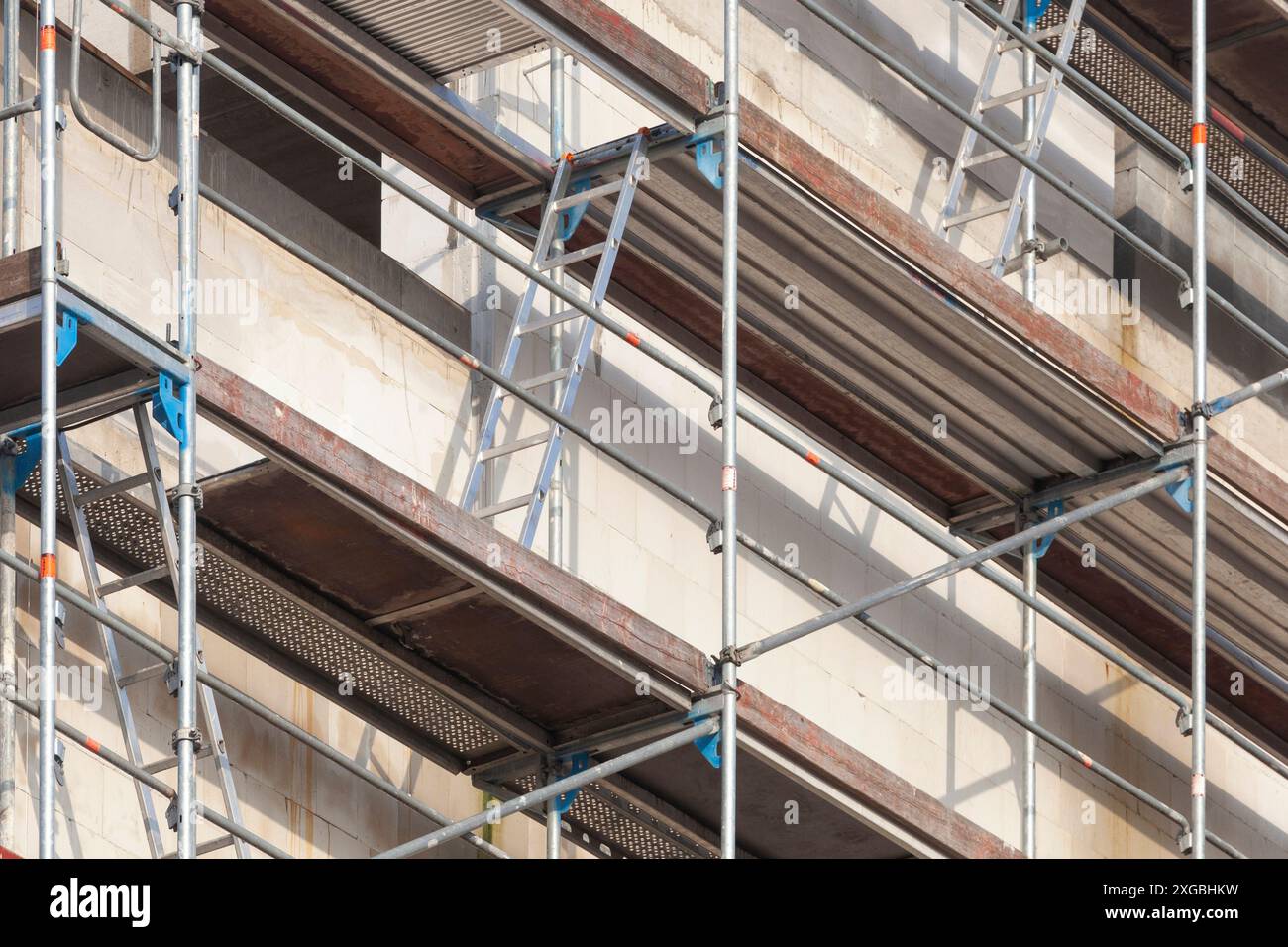 Scaffolding, house facade, shell construction, residential building ...