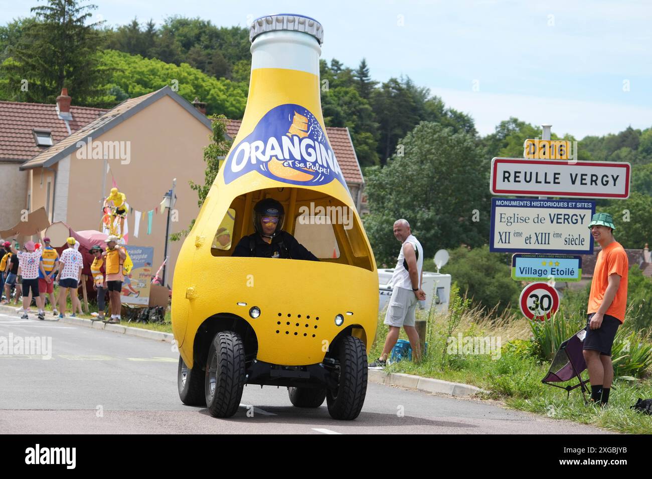 Advertising caravan, Caravane publicitaire, Orangina during the Tour de ...