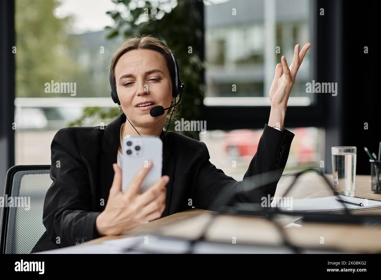Multitasking stress hi-res stock photography and images - Alamy