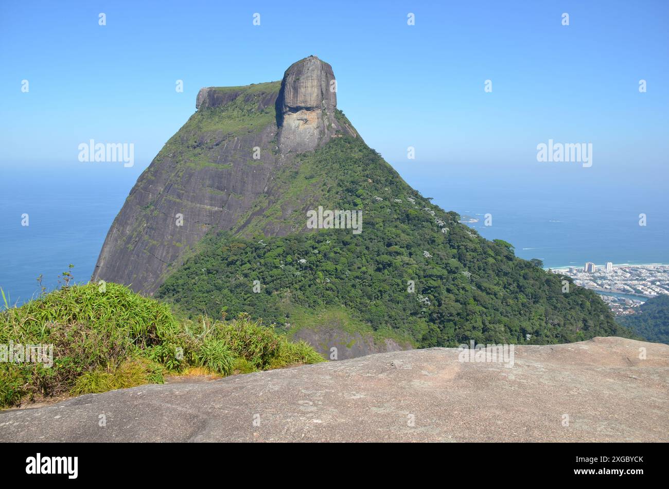 Pedra da gavea rock hi-res stock photography and images - Alamy