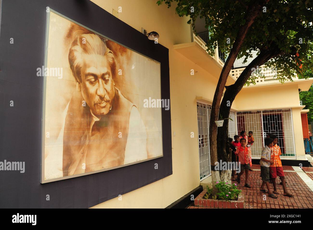 Residence of Sheikh family in Tungipara, Gopalganj (Beside Mausoleum of ...