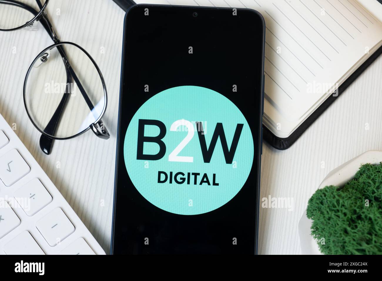 New York, USA - 11 June 2024: B2W Digital Logo on Phone Screen, Company Icon Stock Photo - Alamy