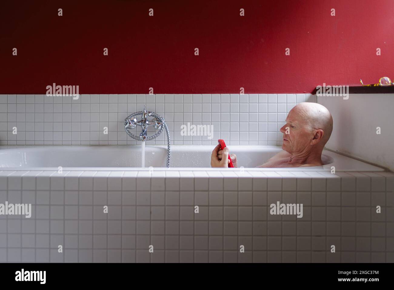 Badewanne symbol hi-res stock photography and images - Alamy