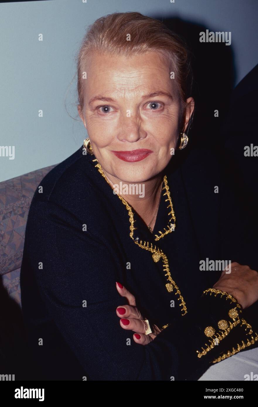 NEW YORK, NY Gena Rowlands out and about in 1992 in New York City ...