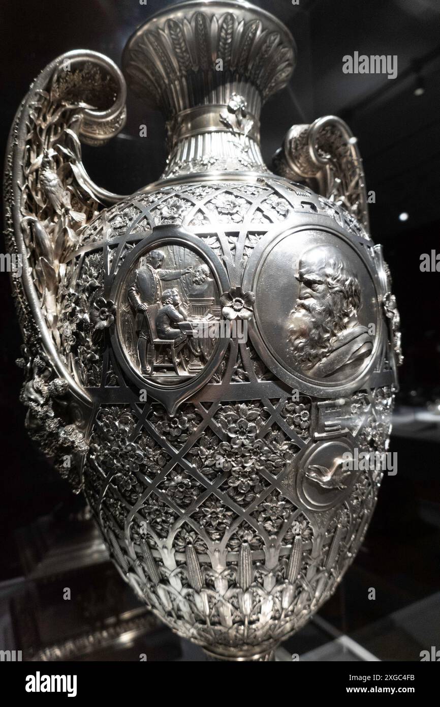 "Collecting Inspiration: Edward C. Moore at Tiffany & Co." exhibition ...