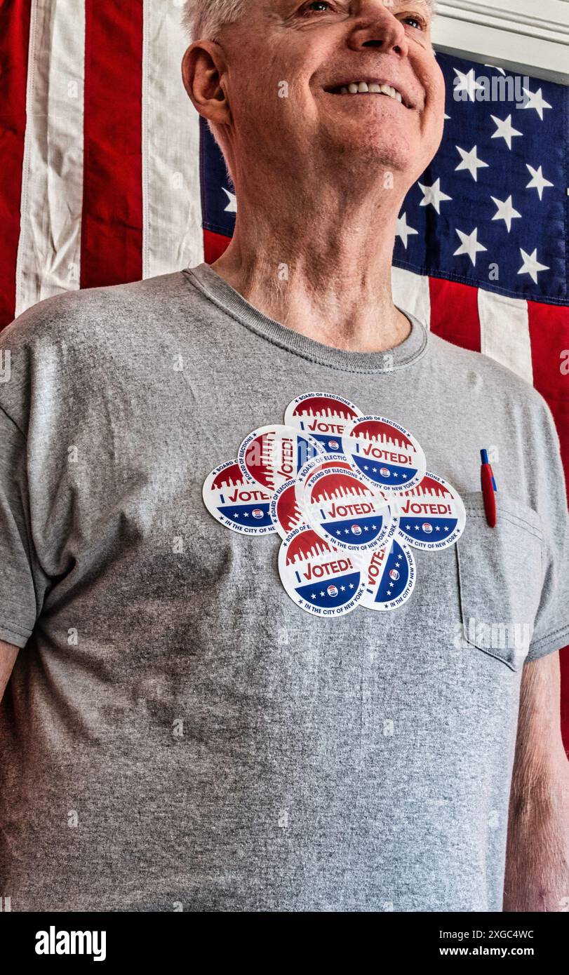 Proof of voting stickers hi-res stock photography and images - Alamy