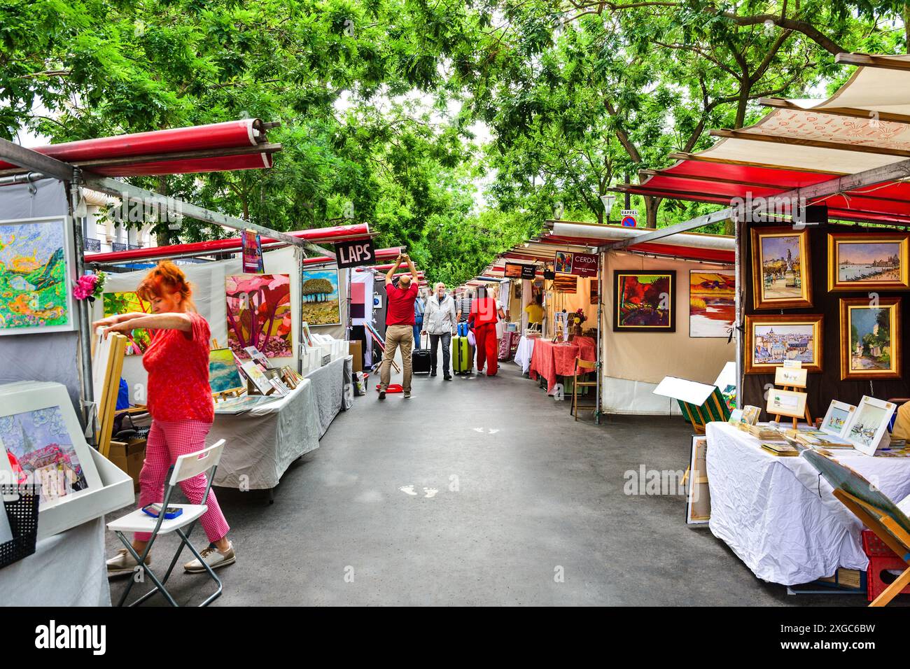 Artist and artworks at the Montparnasse Sunday art market - Boulevard ...