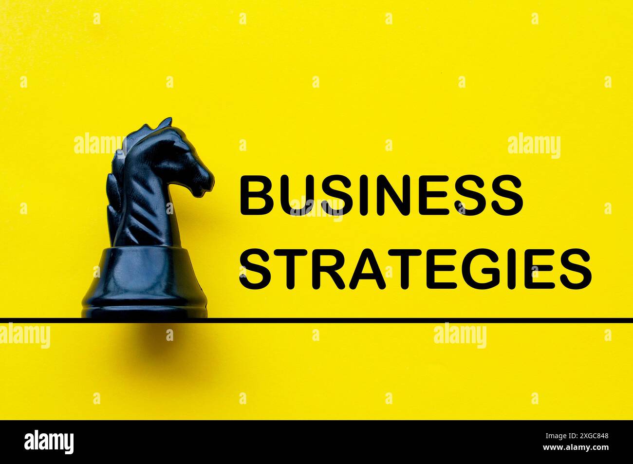 Concentration chess competition hi-res stock photography and images - Alamy