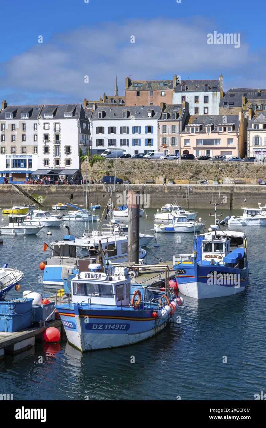 France, Finistere, Douarnenez, Rosmeur harbour Stock Photo - Alamy