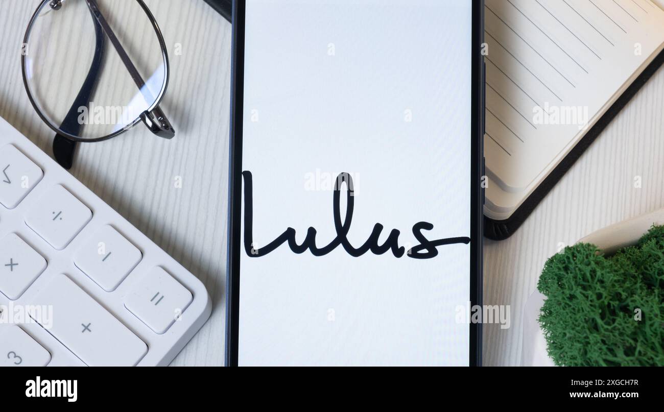 Lulus logo hi-res stock photography and images - Alamy