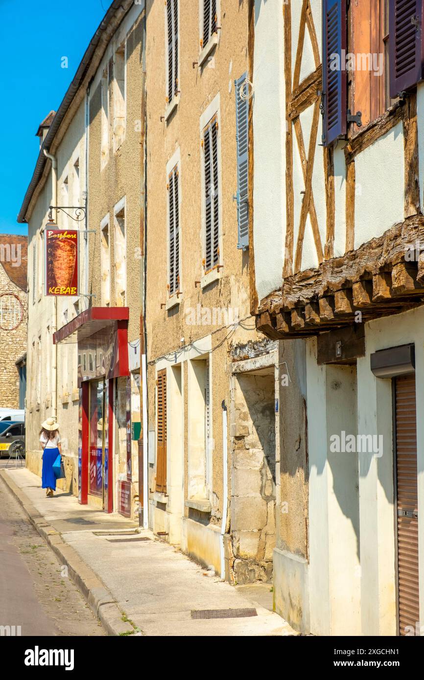 Town of chablis hi-res stock photography and images - Alamy
