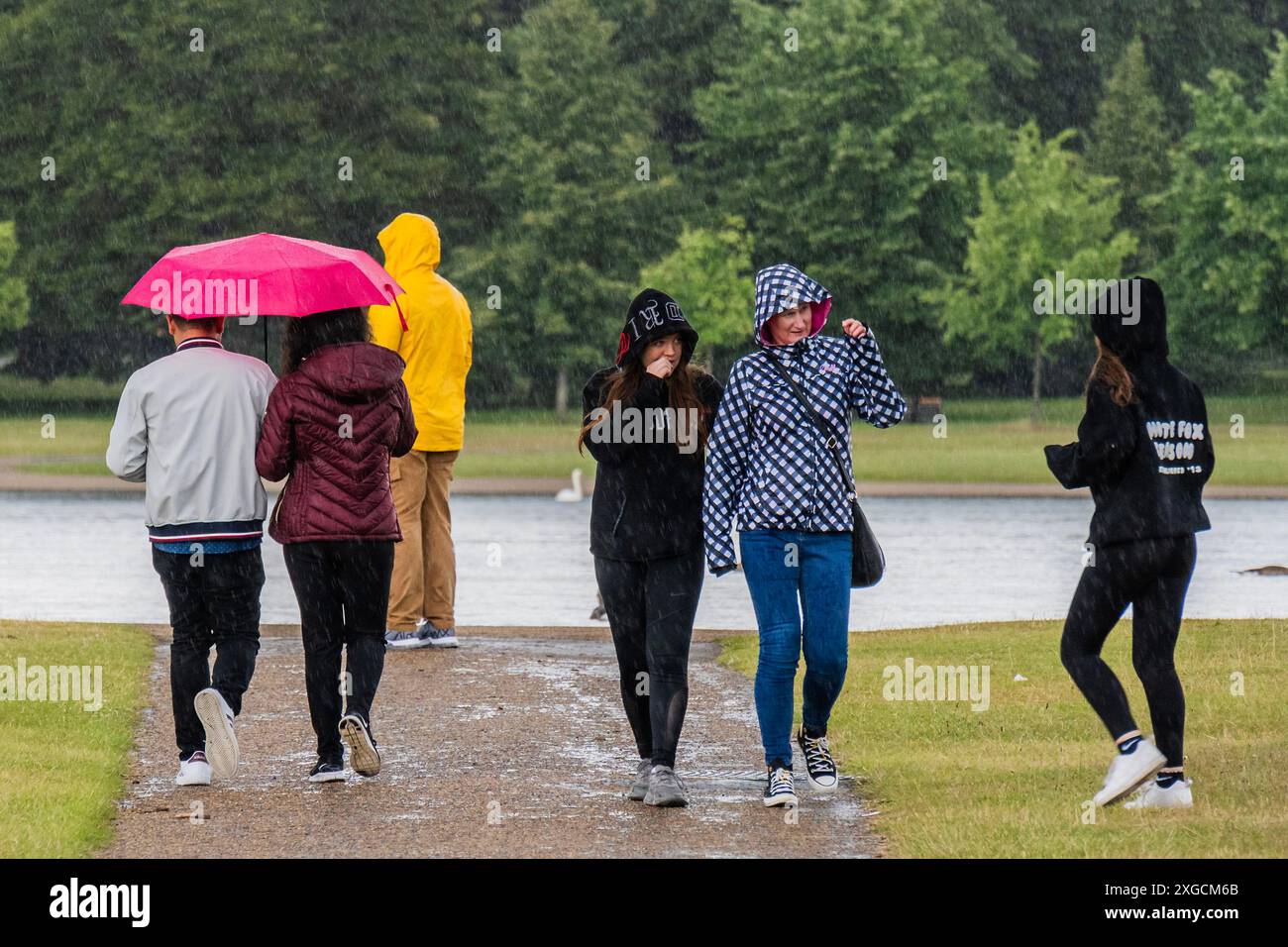 London, UK. 8th July, 2024. Rain continues to dog the miserable british ...