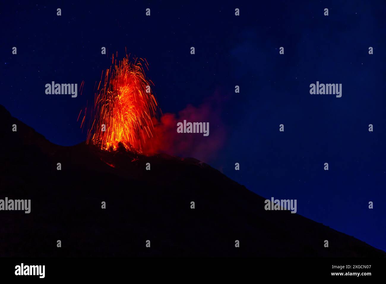 Eruption of Stromboli at night, 2024, Aeolian Islands Stock Photo - Alamy