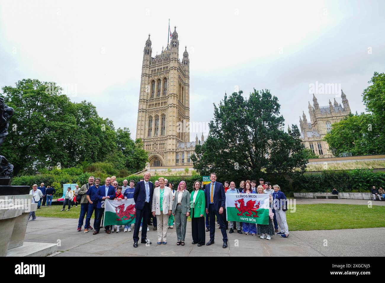 Plaid Cymru Leader Rhun ap Iorwerth (right), joins the four Plaid Cymru ...