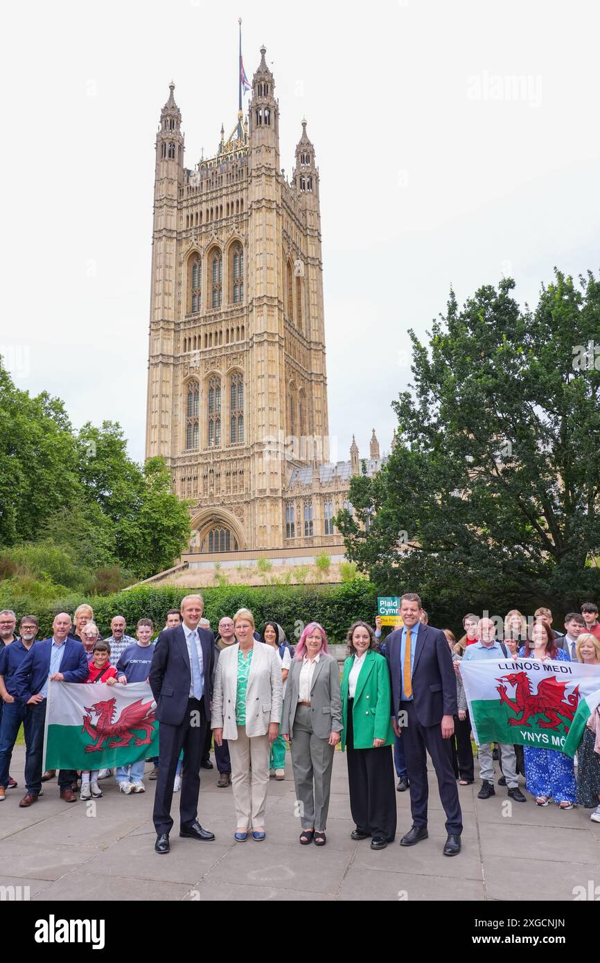 Plaid Cymru Leader Rhun ap Iorwerth (right), joins the four Plaid Cymru ...