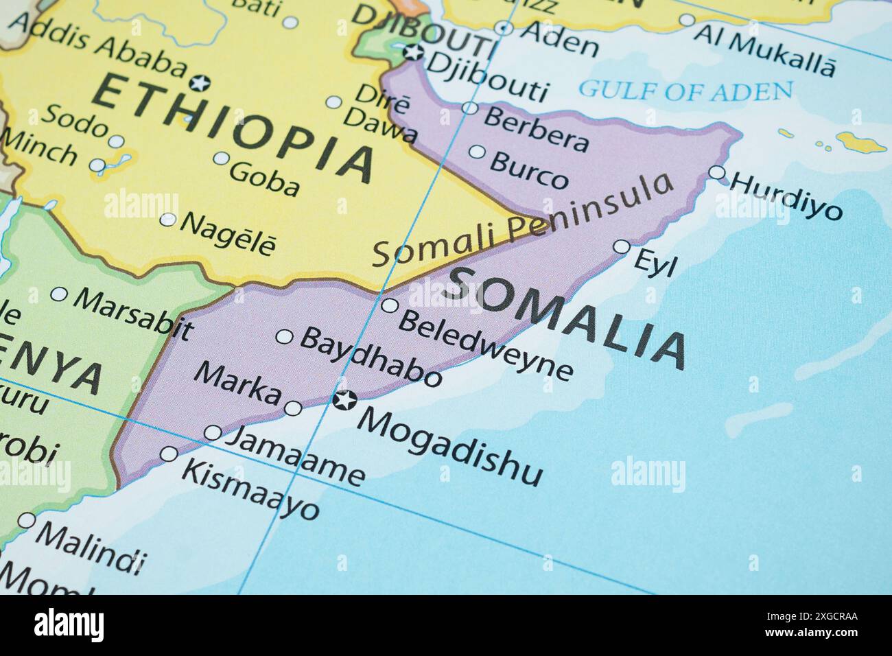 Close up to a Somalia political map with country frontiers and most ...