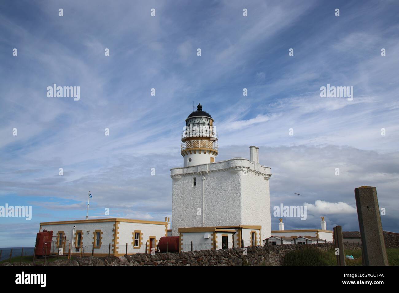 Kinnaird castle hi-res stock photography and images - Alamy