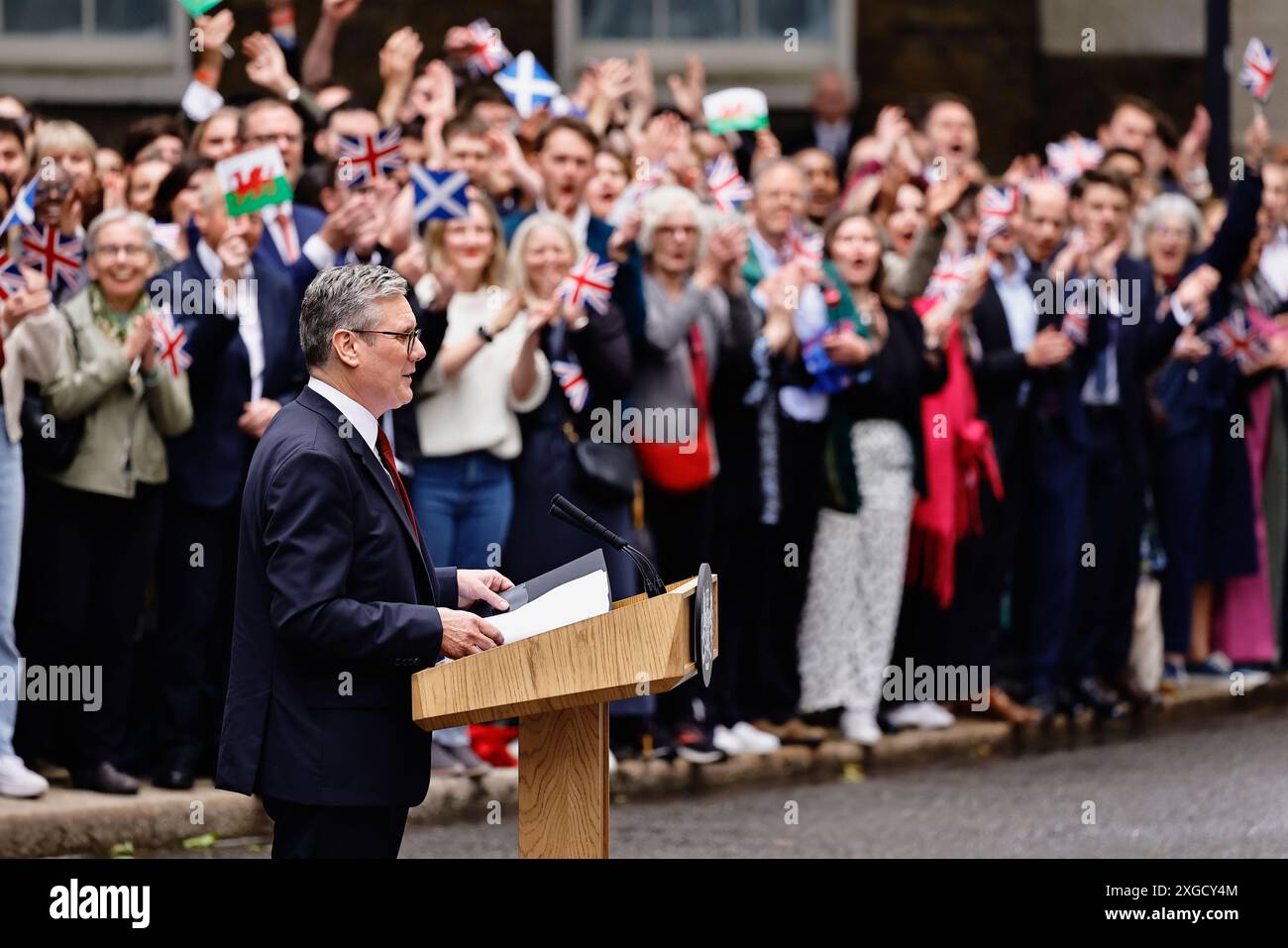 England, London, Westminster, Keir Starmer entering 10 Downing Street ...