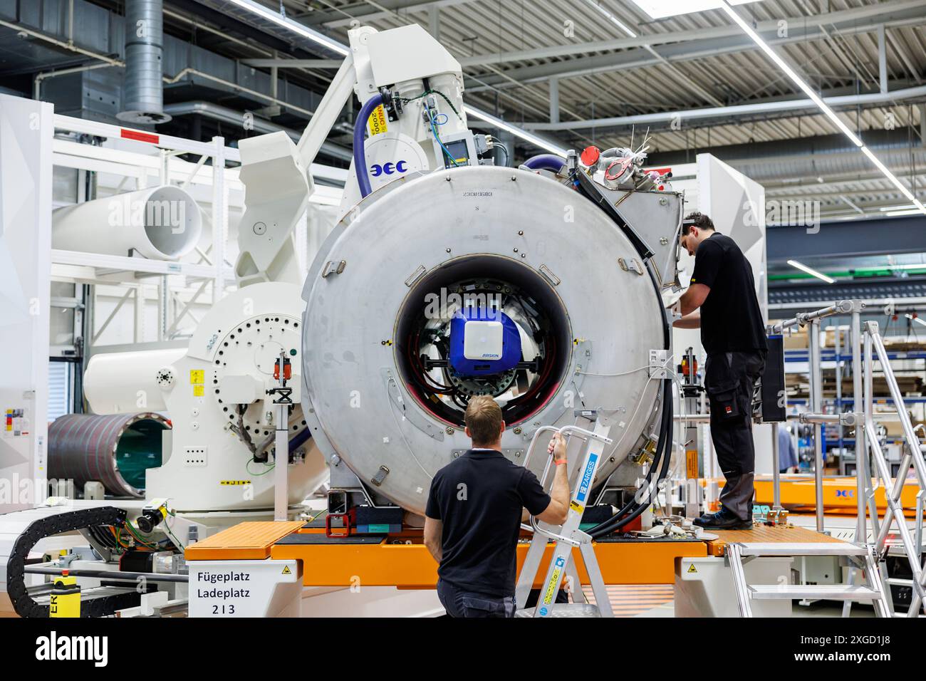 Siemens mri hi-res stock photography and images - Alamy