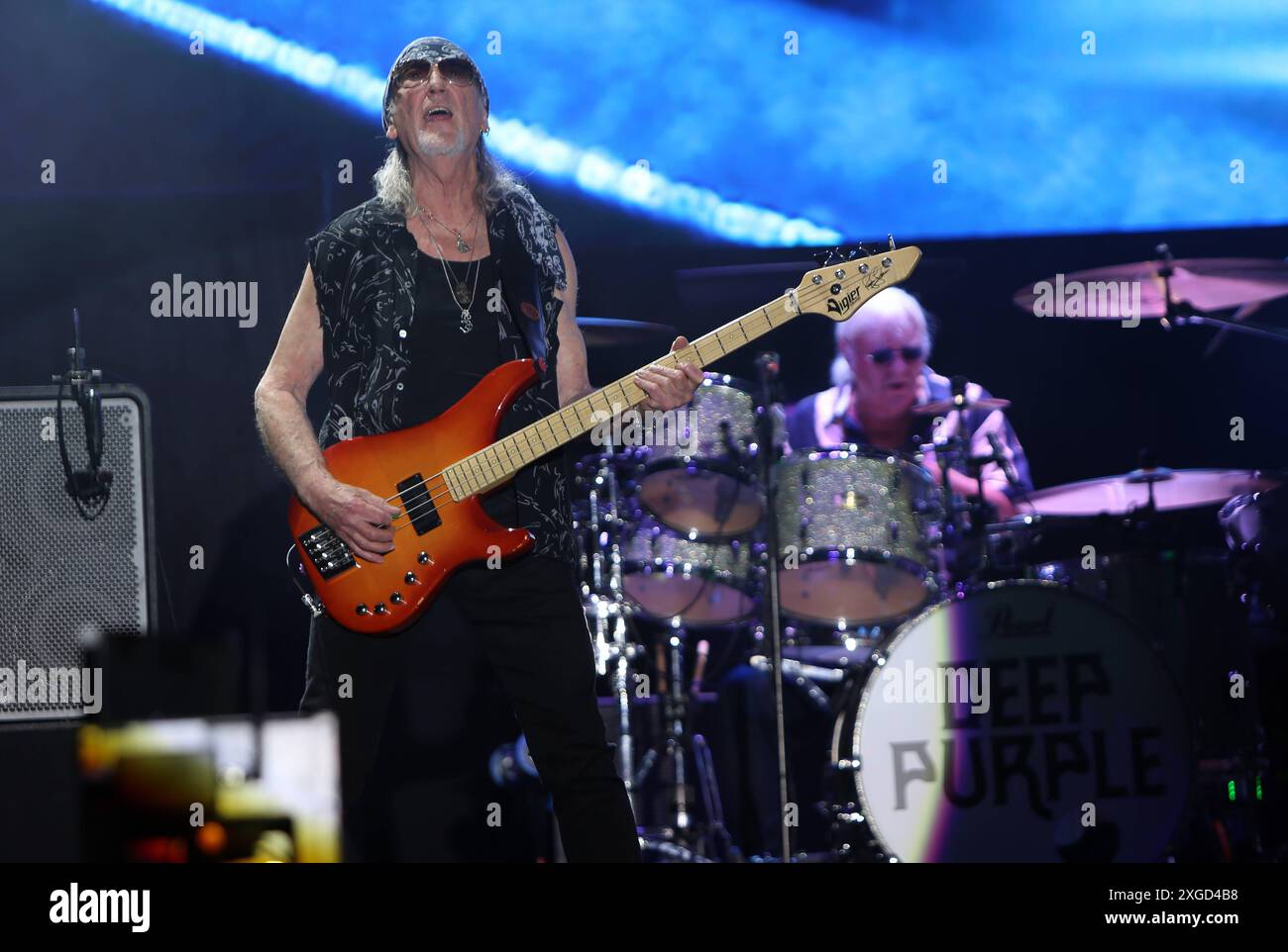 Roger Glover, Bassist von Deep Purple, beim Auftritt von Deep Purple am ...