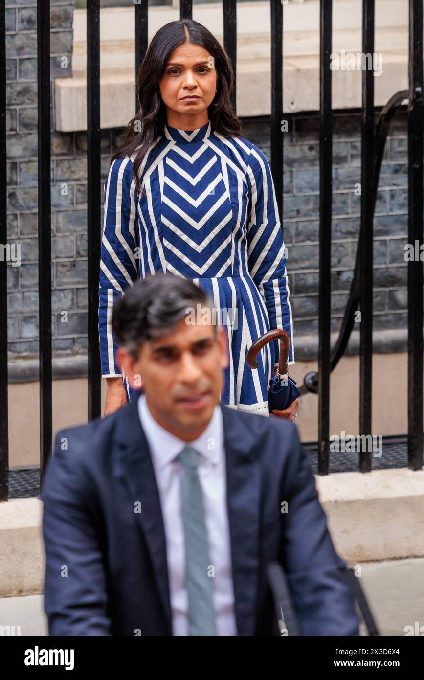 Number 10 rishi sunak hi-res stock photography and images - Alamy