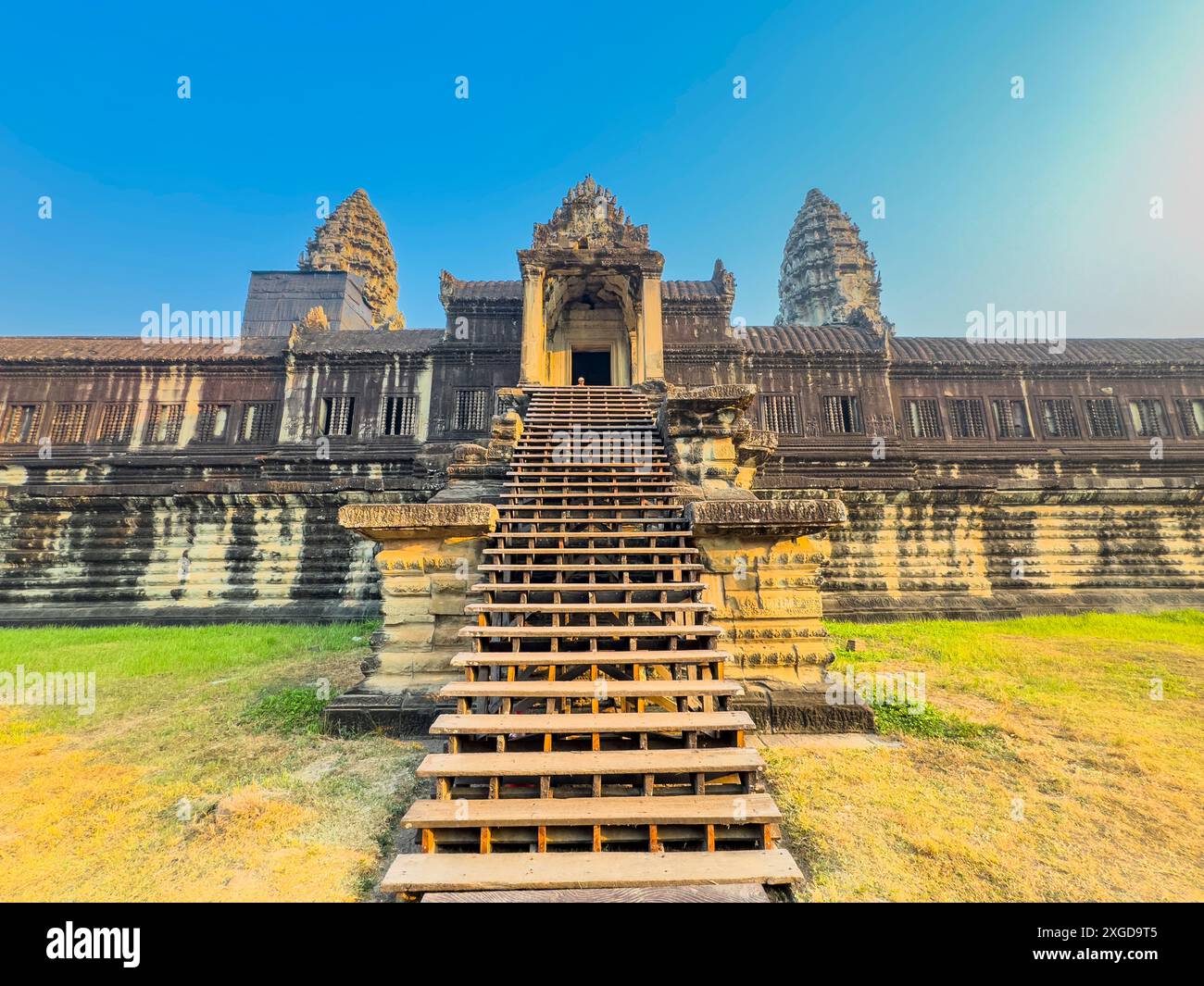 Angkor Wat, UNESCO World Heritage Site, a Hindu-Buddhist temple complex ...