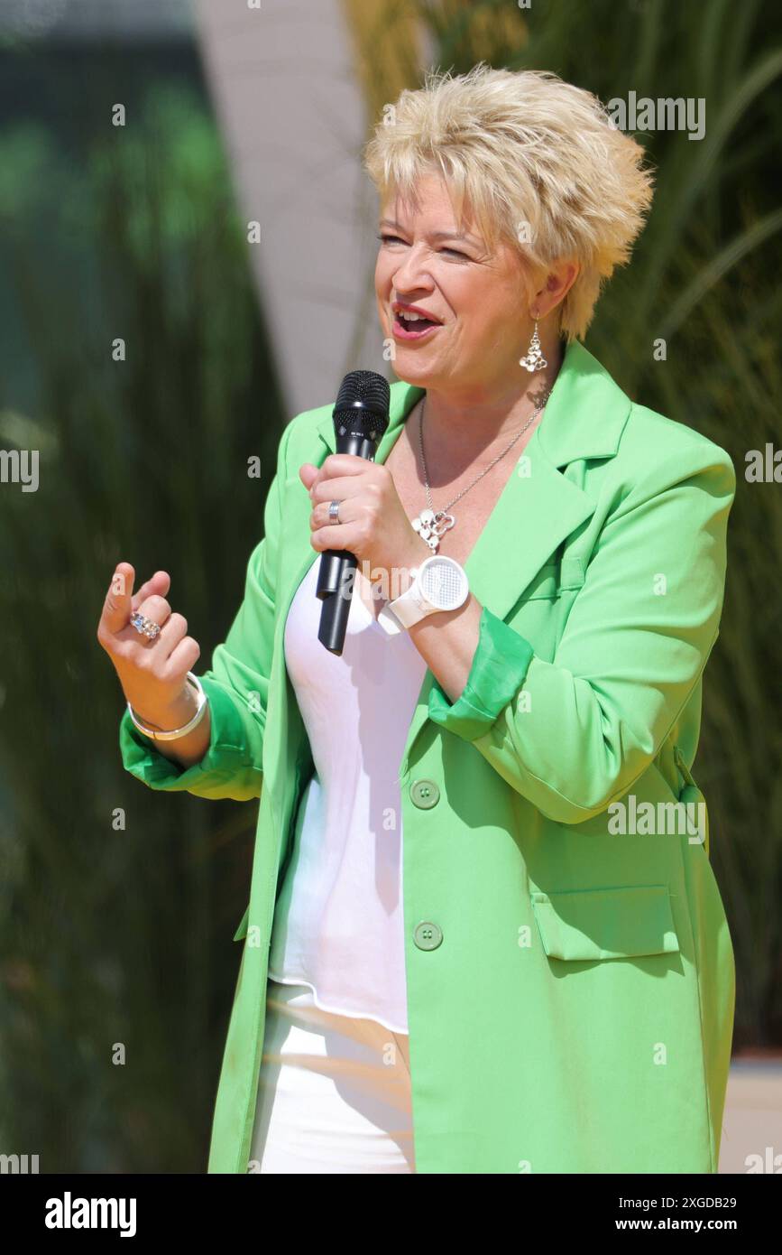 Monique - Immer wieder sonntags 2024, Folge 04 Monique. ARD ...