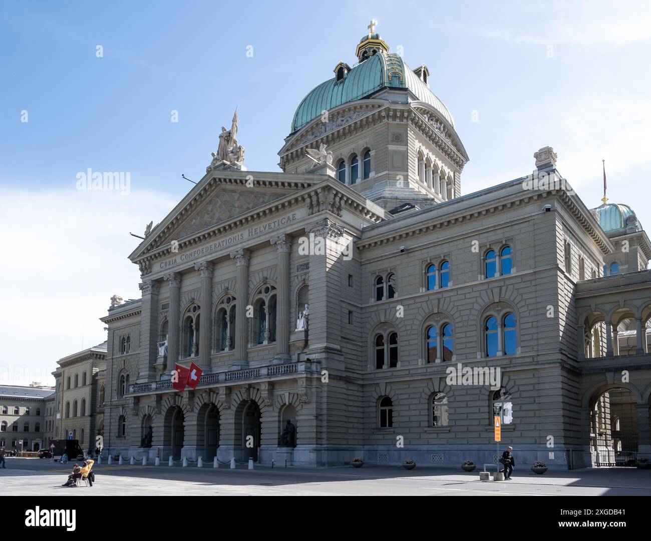 View of the central building of the Federal Palace of Switzerland ...