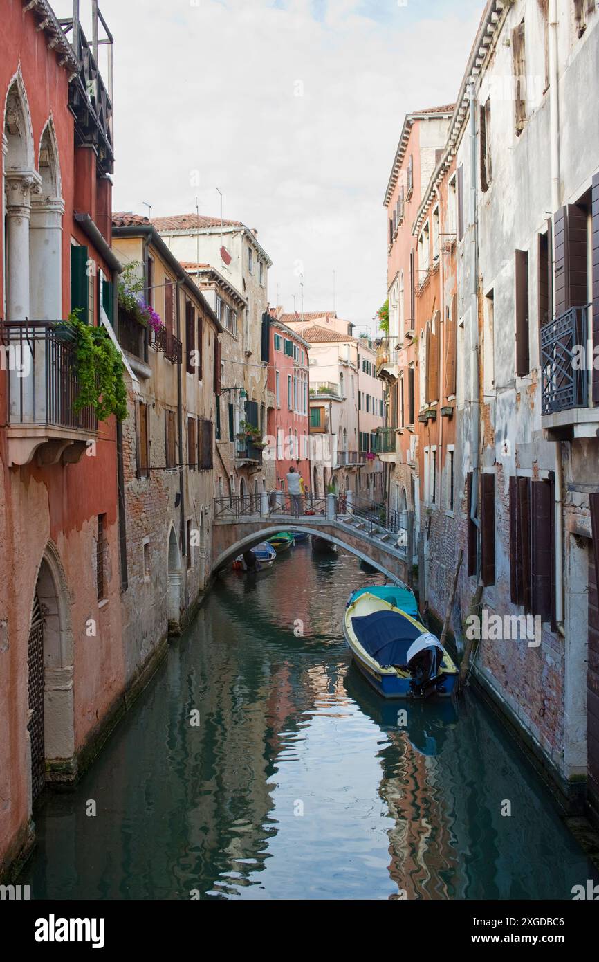 A tiny section of the city's maze of canals and narrow waterways ...