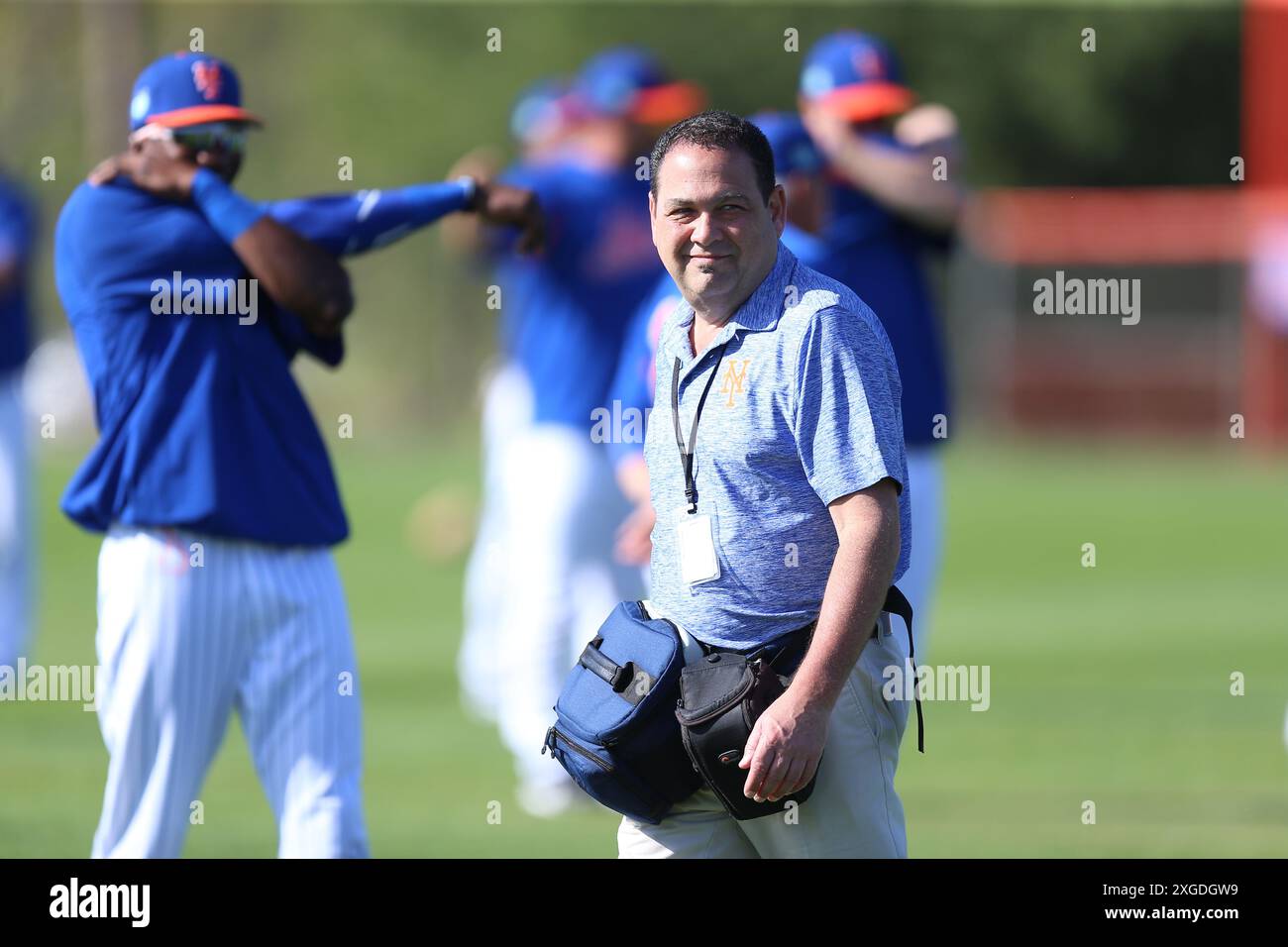 New York Mets team photographer Marc Levine during morning workouts on ...