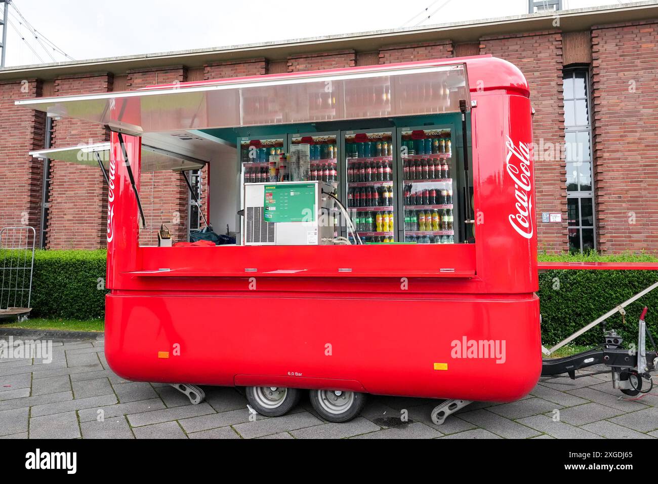 Coca cola championship trophy hi-res stock photography and images - Alamy