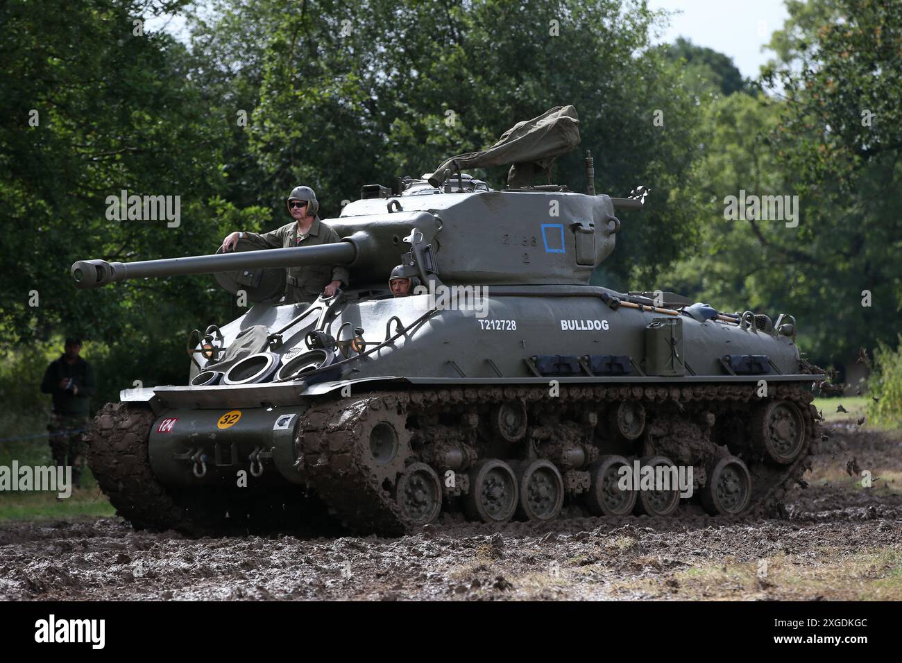 Sherman m4a1 76 w hi-res stock photography and images - Alamy