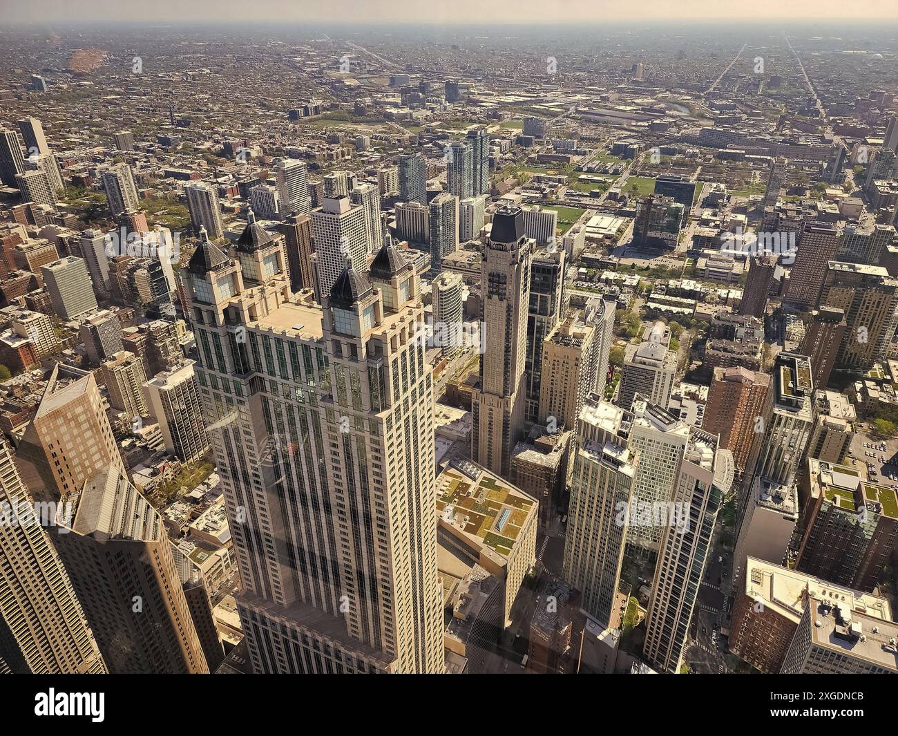 Chicago, USA - April 27, 2023: urban skyline of chicago metropolis city ...