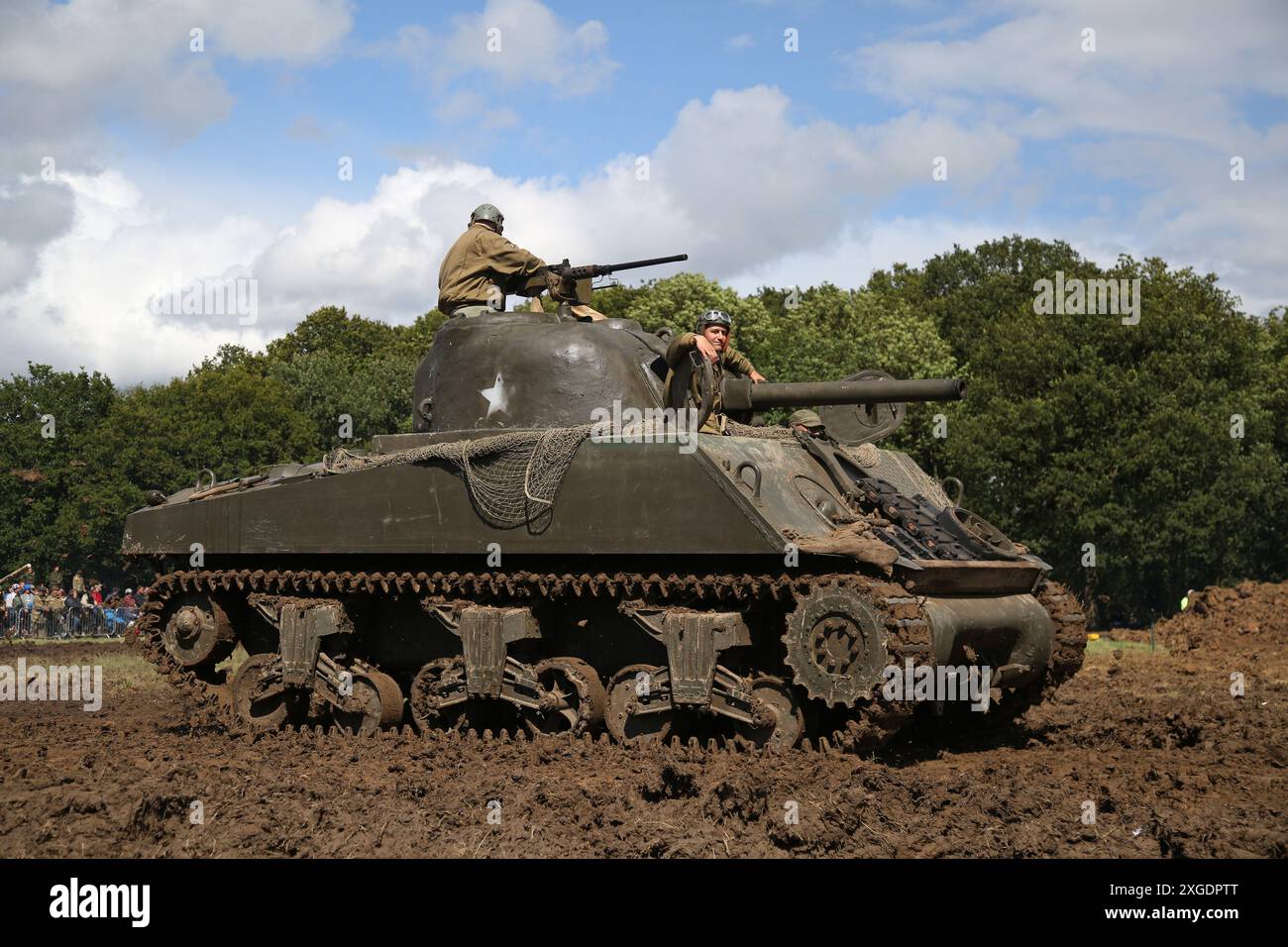 Sherman M4 75mm World War II Tank Stock Photo - Alamy