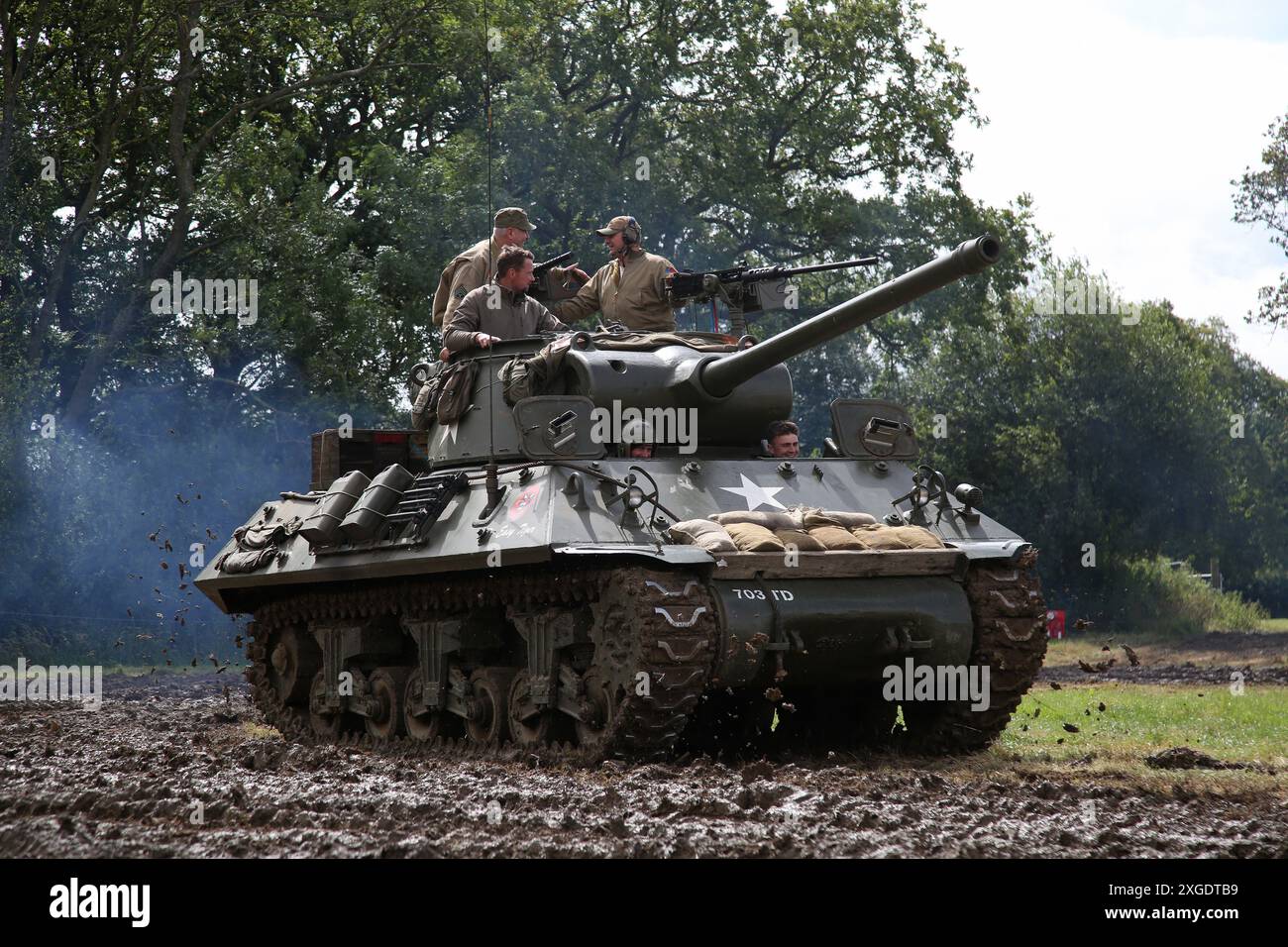 Us destroyer ww2 hi-res stock photography and images - Alamy