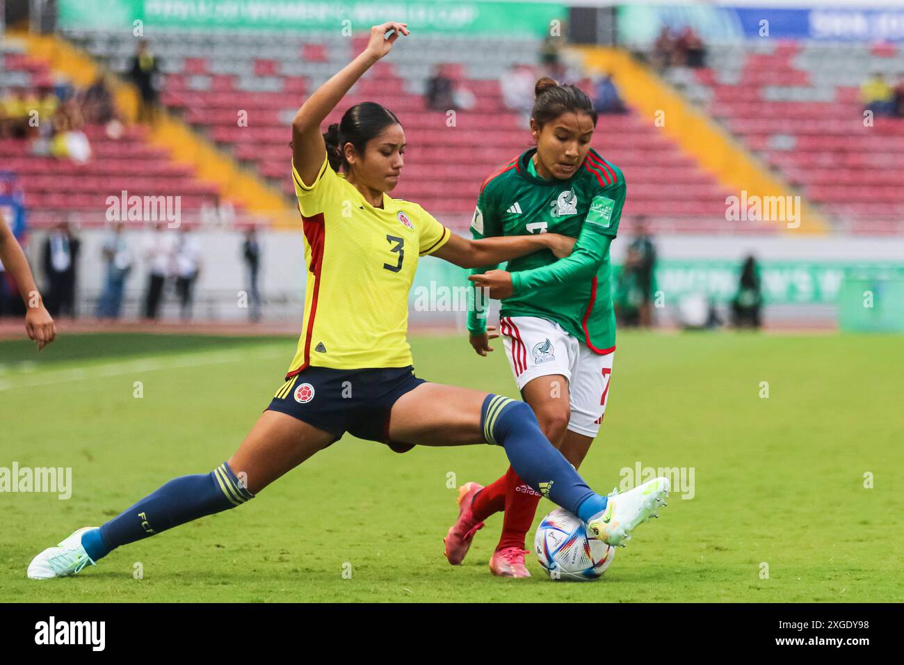 Angela Baron of Colombia and Natalia Mauleon of Mexico during the FIFA ...