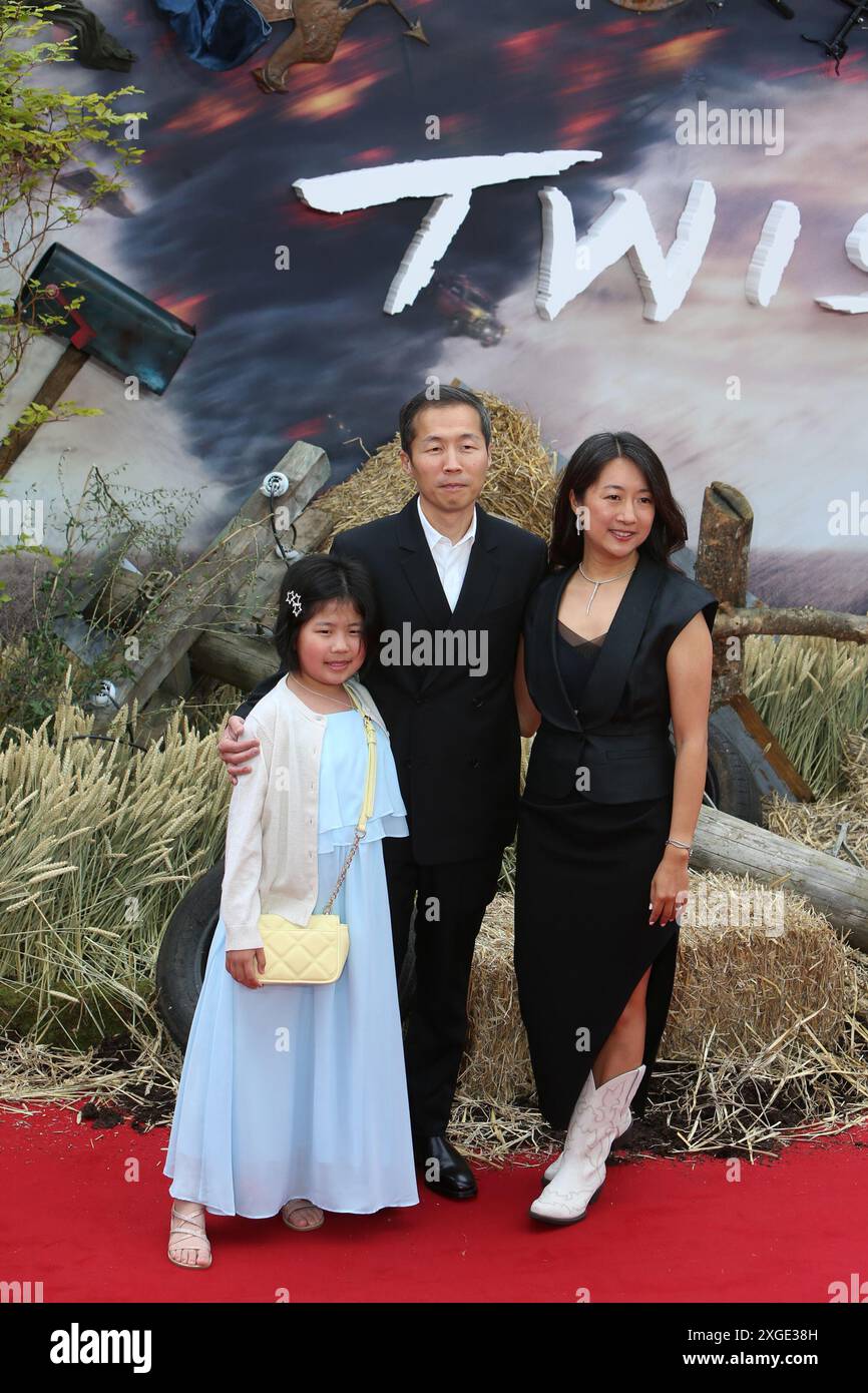 Baz family hi-res stock photography and images - Alamy