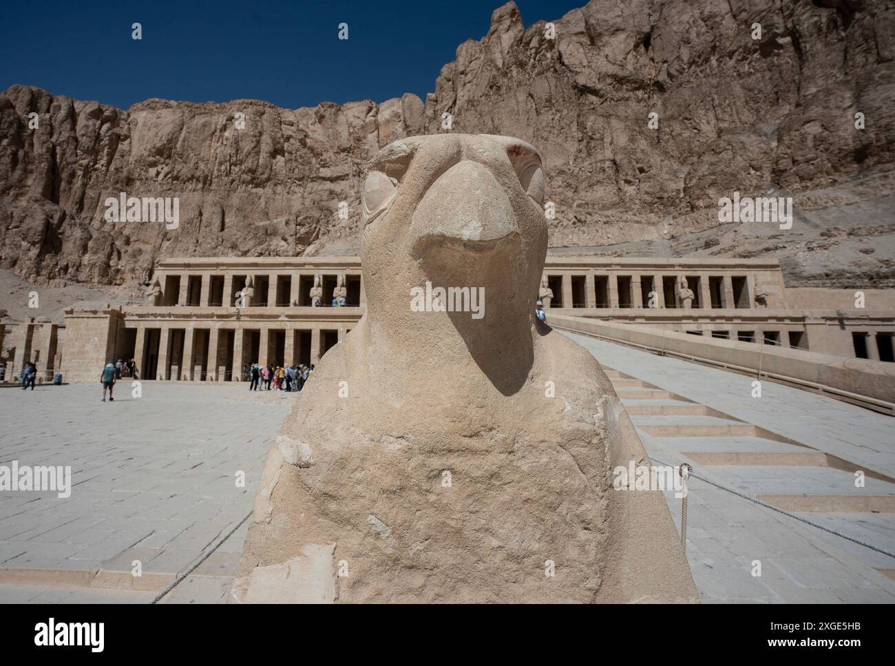 Visitors enter the ancient Hatshepsut Temple near the Valley of the ...