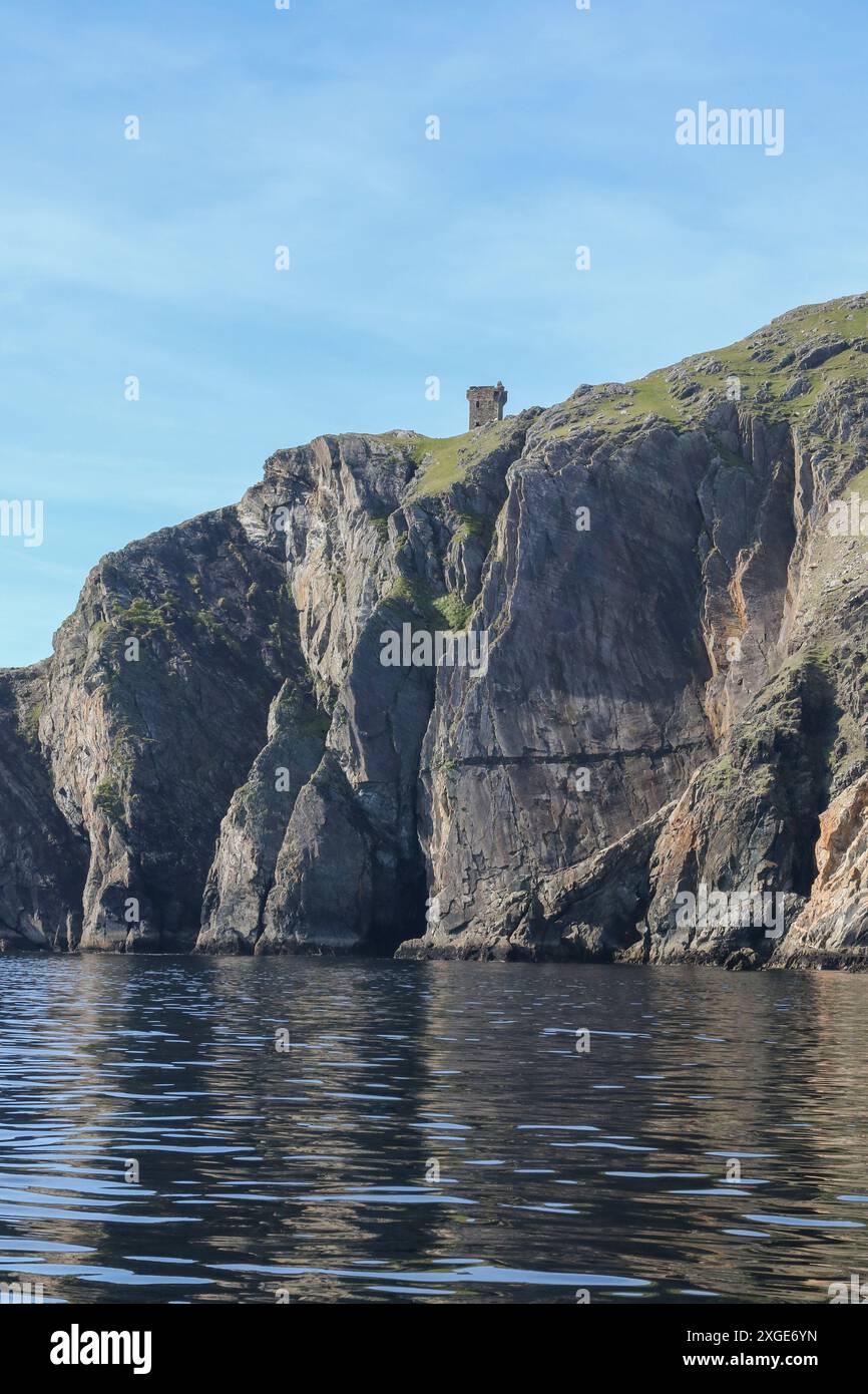 Cliff climb donegal hi-res stock photography and images - Alamy