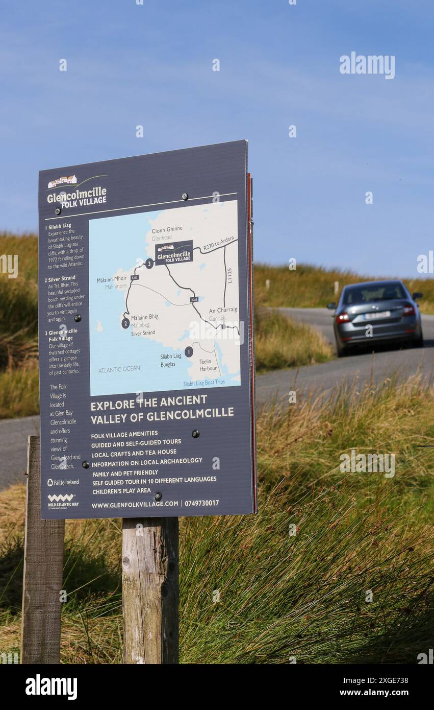 Sign glencolmcille valley hi-res stock photography and images - Alamy