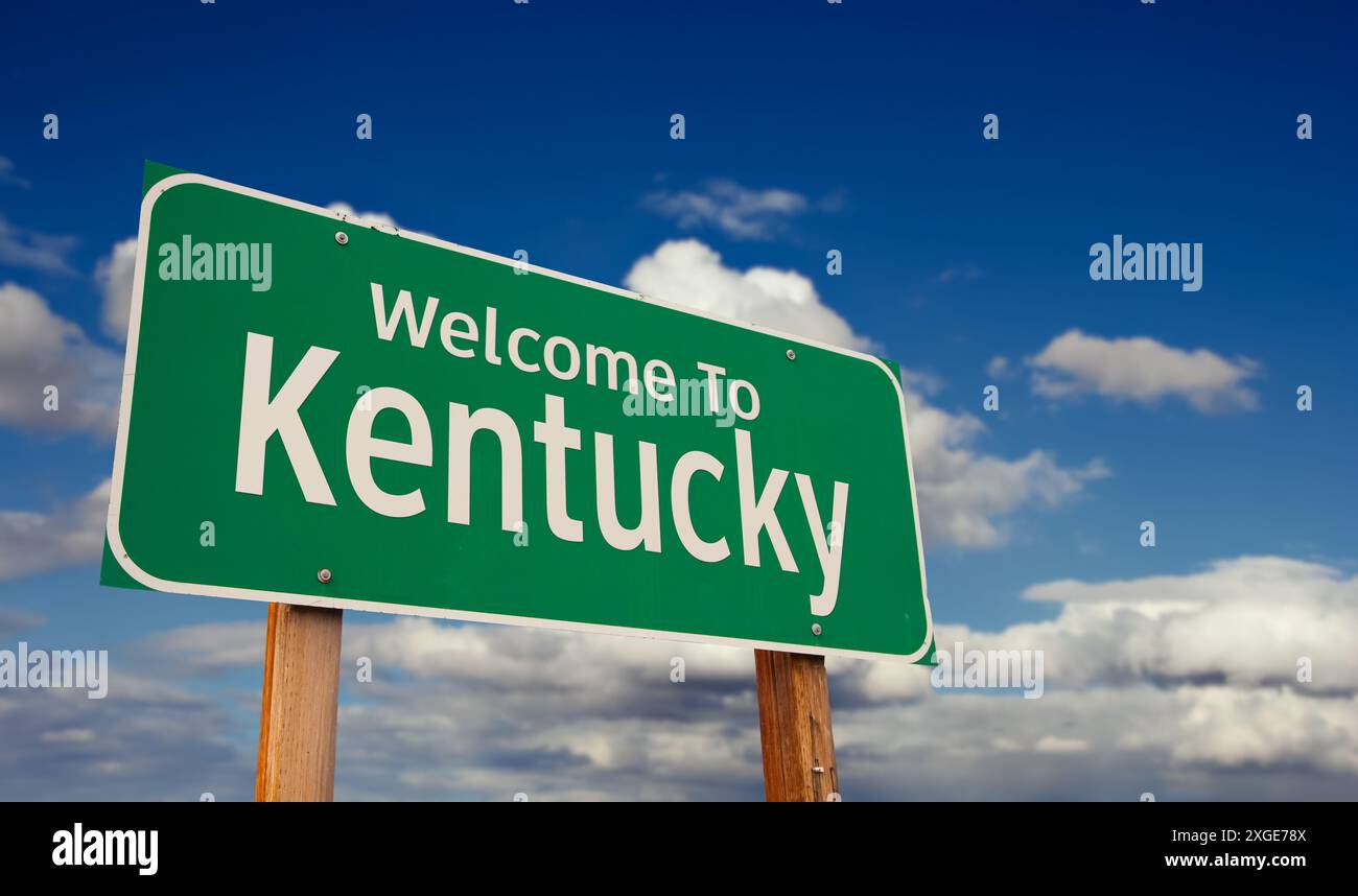 Welcome kentucky road sign hi-res stock photography and images - Alamy