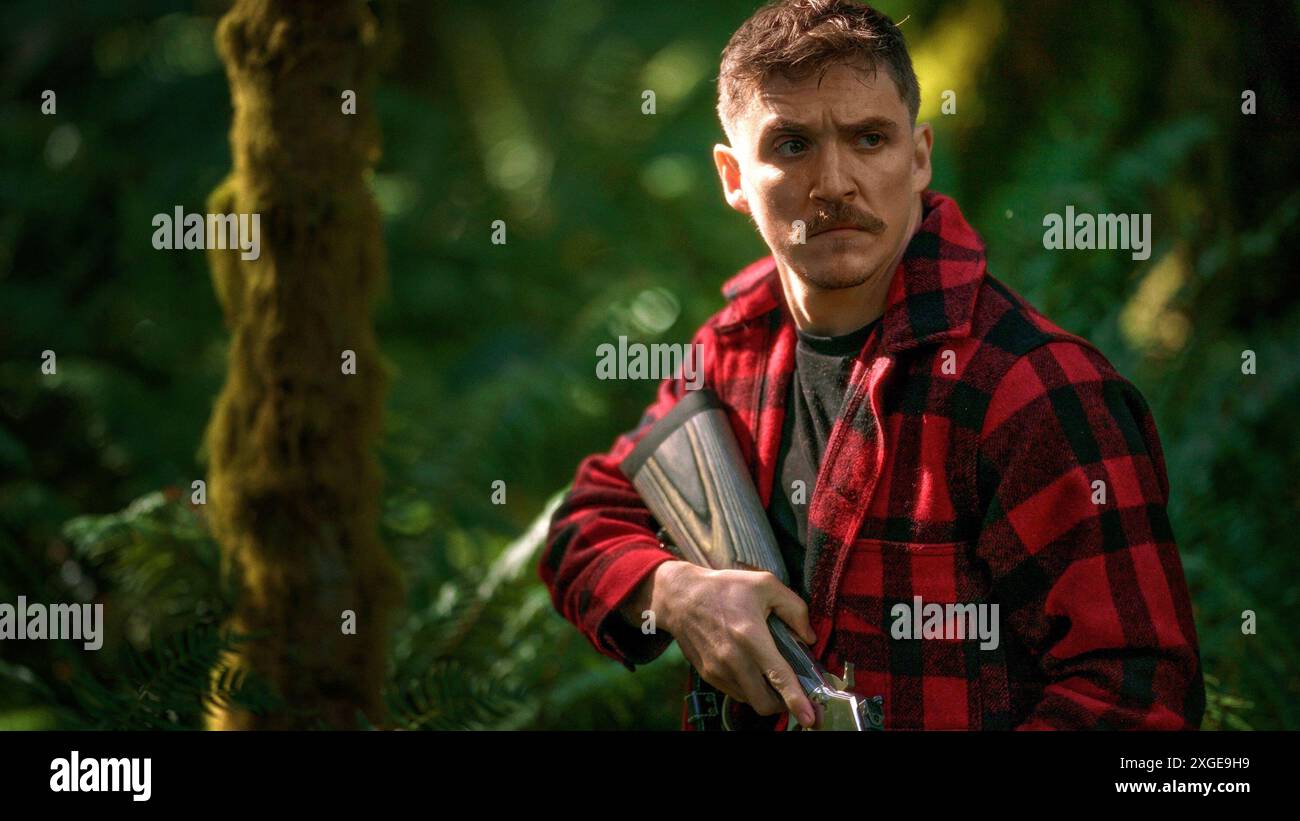 STRANGE DARLING, Kyle Gallner, 2023. ph: Allyson Riggs / © Magenta ...