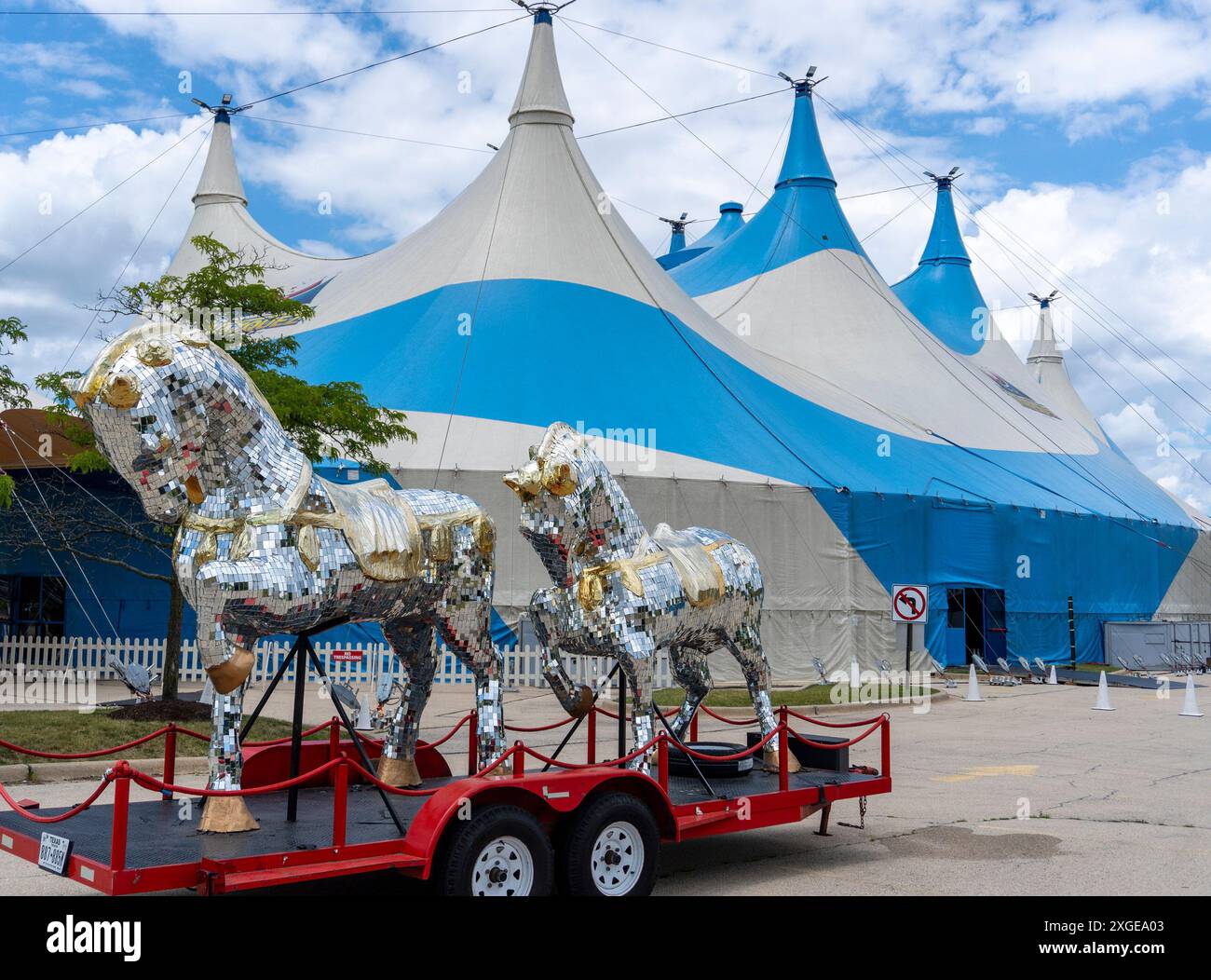 Bigtop hi-res stock photography and images - Alamy