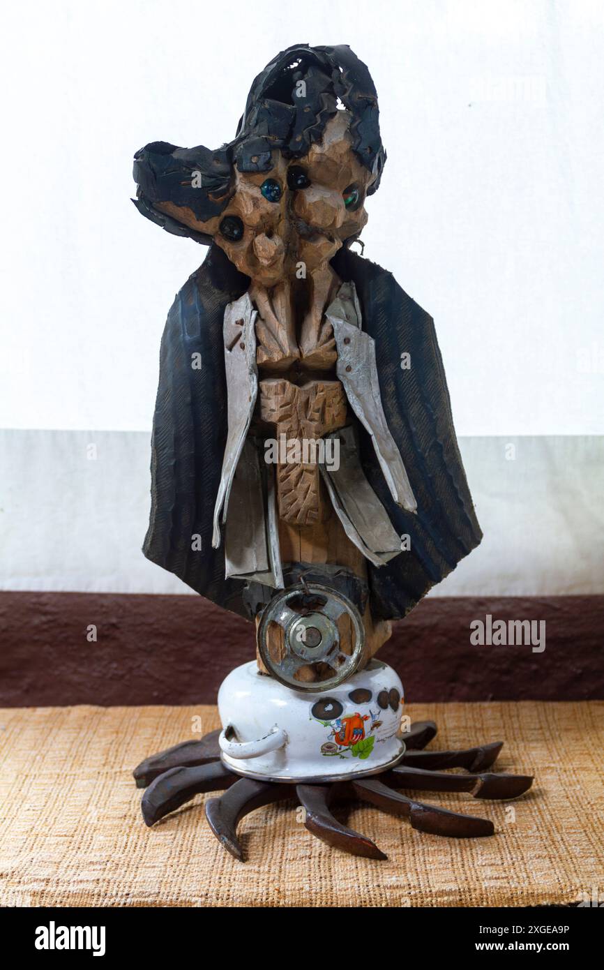 Voodoo objects hi-res stock photography and images - Alamy