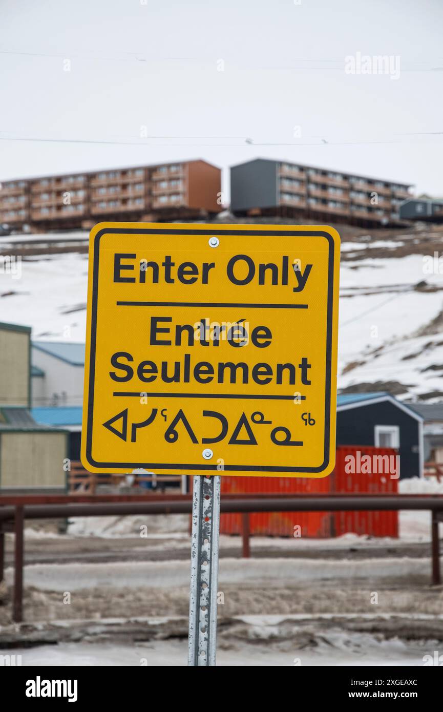 Multilingual enter only sign in English, French and Inuktitut in ...