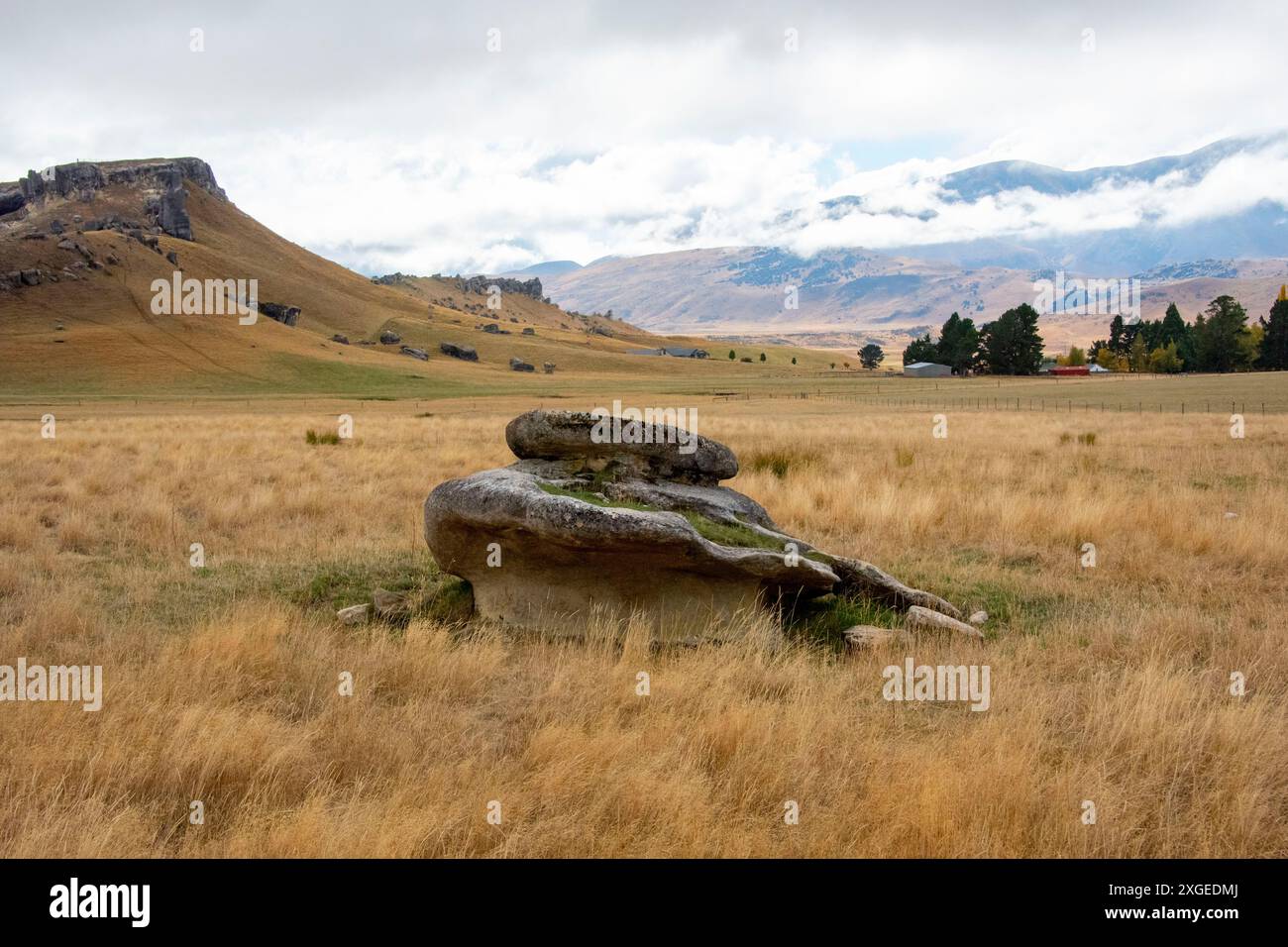 Castle Hill Rocks - New Zealand Stock Photo - Alamy