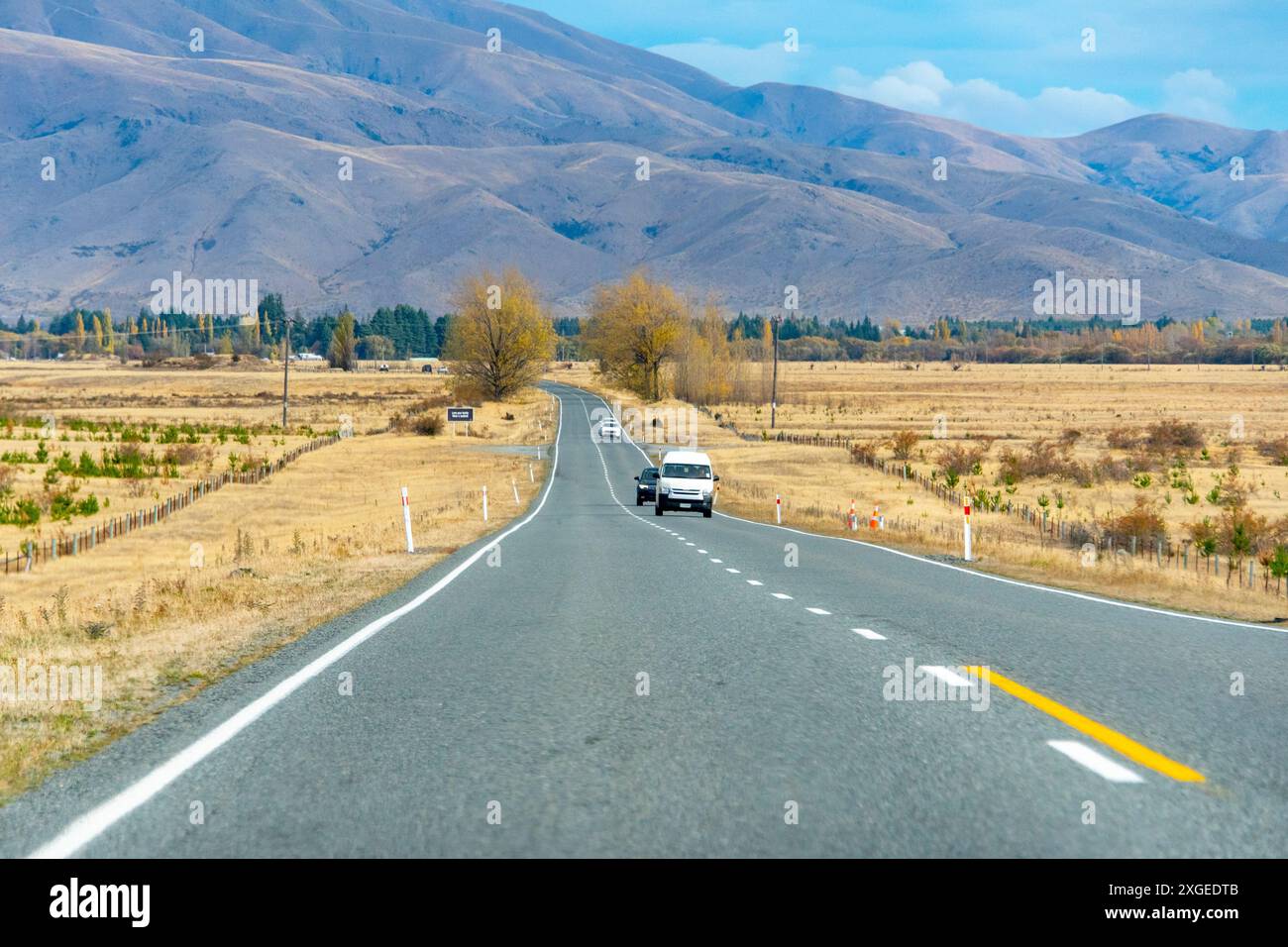 Nz country drive hi-res stock photography and images - Alamy